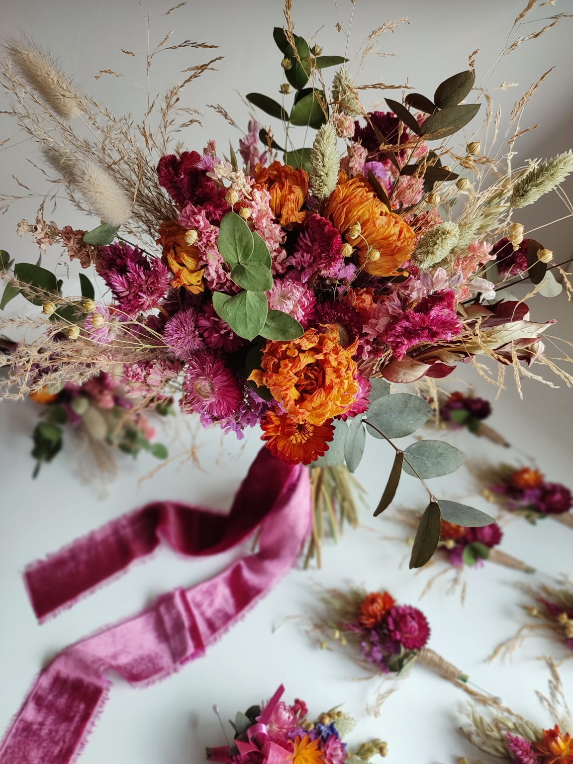 Dried Flower Wedding Bouquets/Posies – Iris & Teasel